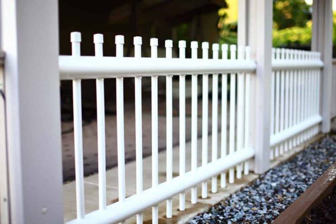 How to Make Outdoor DIY PVC Pipe Patio Railing - TheDIYPlan