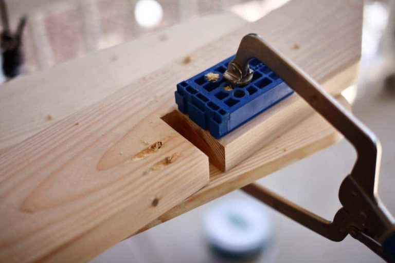 How to build a DIY Cornhole Scoreboard - TheDIYPlan