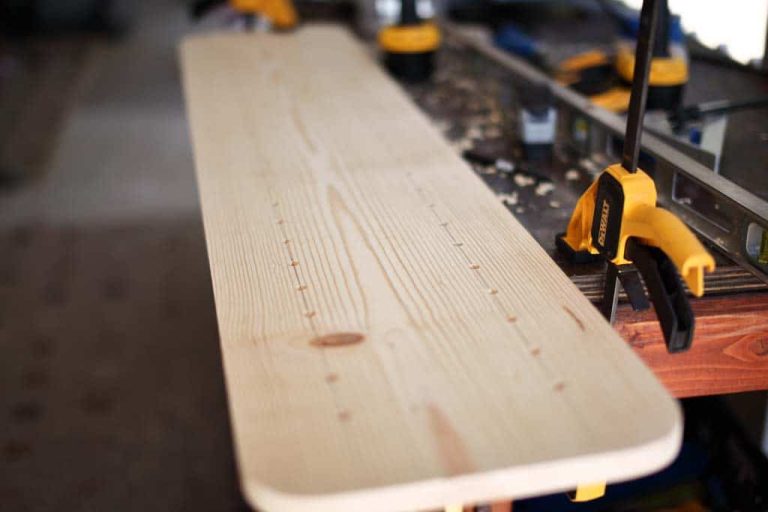 How to build a DIY Cornhole Scoreboard - TheDIYPlan