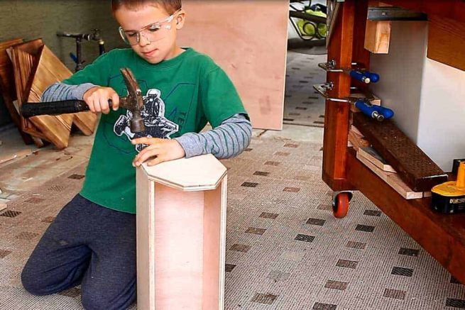 How to Build A DIY Wooden Tool Box - TheDIYPlan