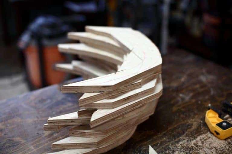 How to Build a DIY Dining Table Bench with Curved Legs - TheDIYPlan