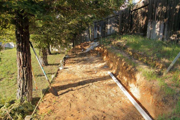 How to Build a DIY Chicken Coop with an Outdoor Run - TheDIYPlan