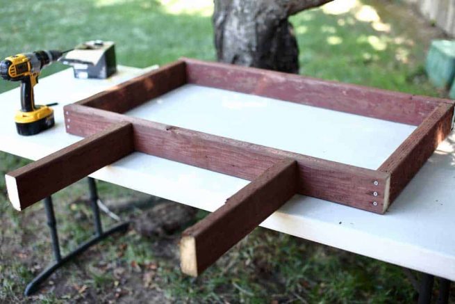 How to Make a DIY Zipline in Your Backyard - TheDIYPlan