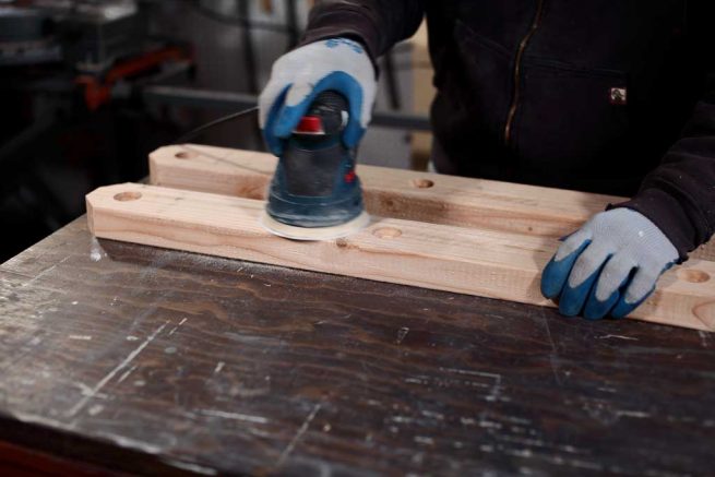 How to Build a DIY Wooden Ladder Toss Game - TheDIYPlan