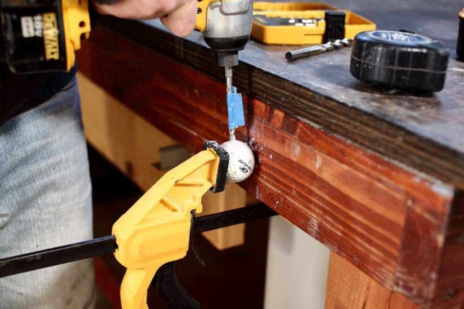 How to Build a DIY Wooden Ladder Toss Game - TheDIYPlan